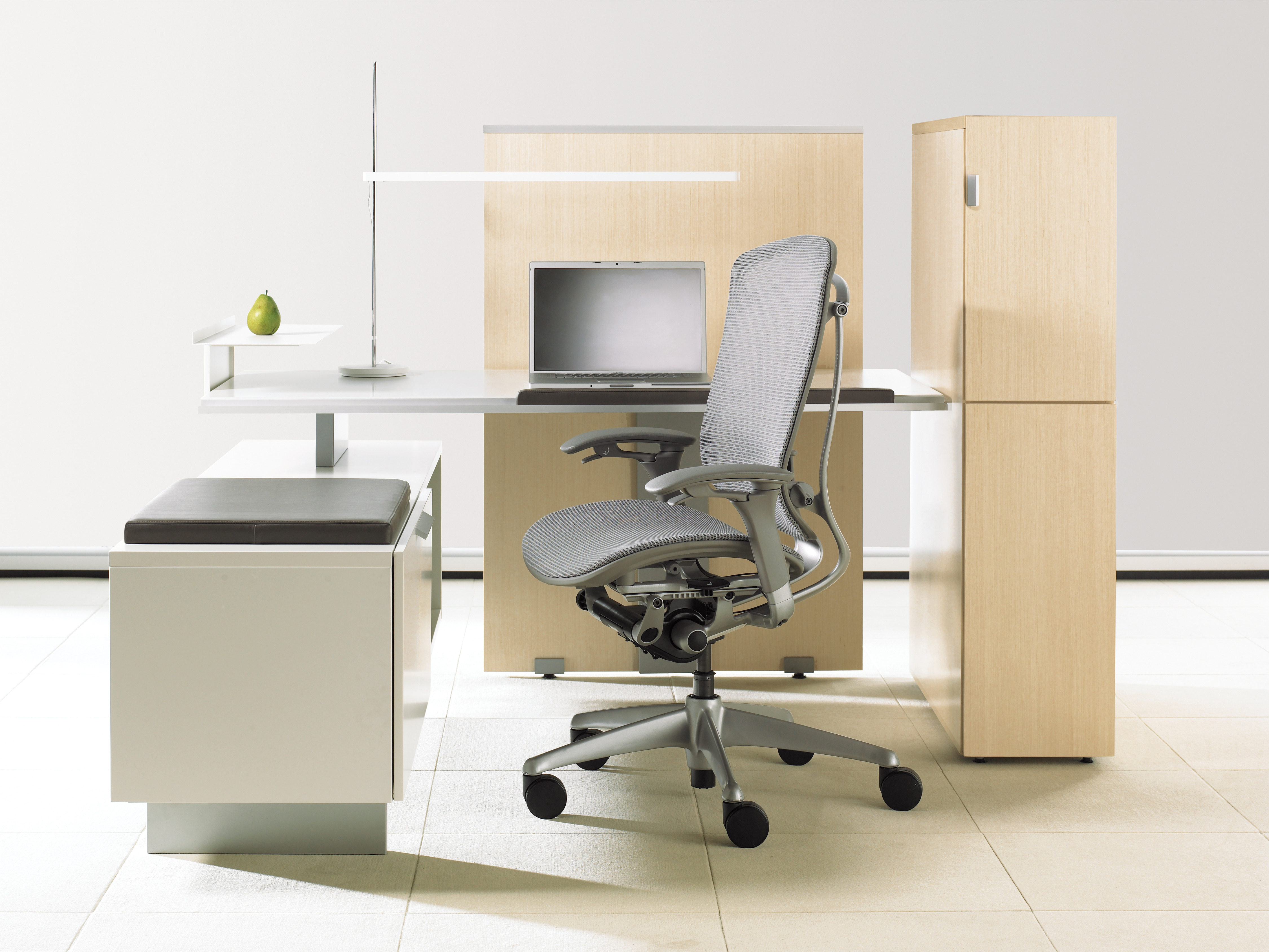 District Panel System - Teknion Office Furniture